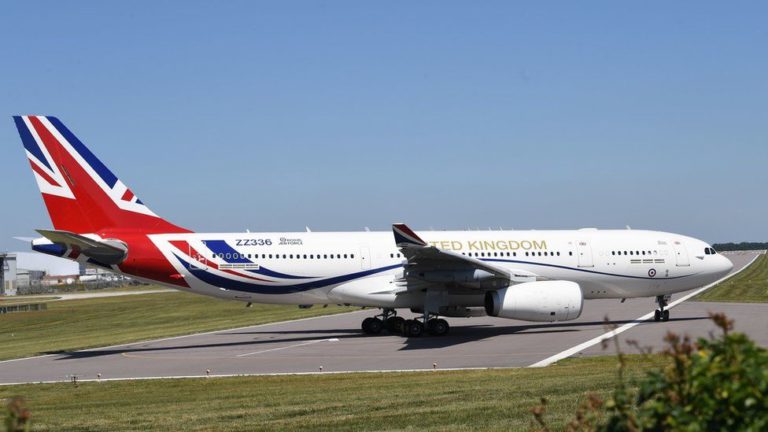 Inside the UK Government VIP jet - BoardingGroup.One