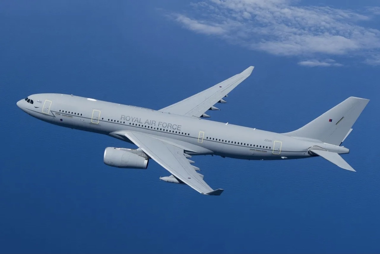 Inside the UK Government VIP jet - BoardingGroup.One