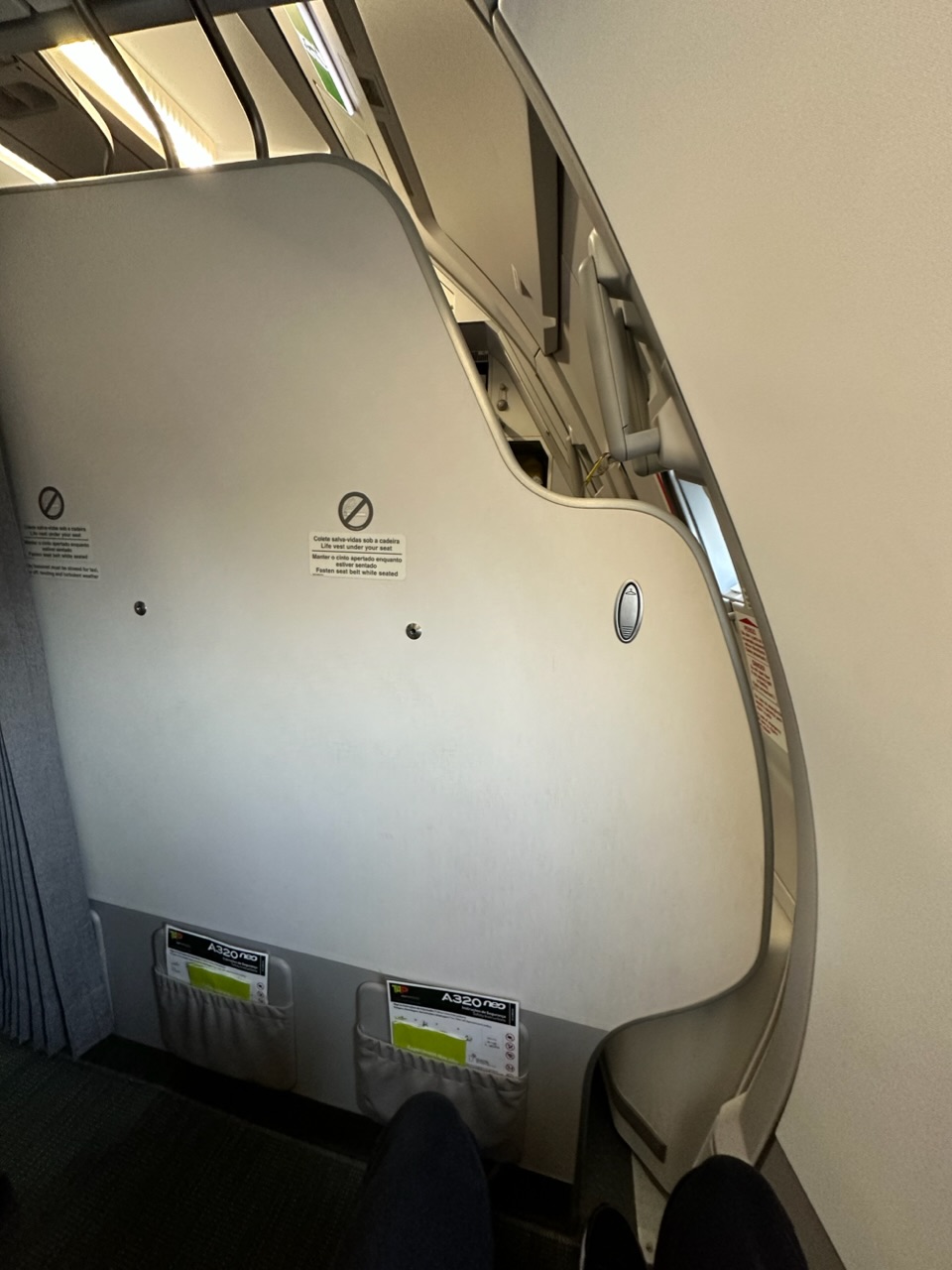 TAP Air Portugal A320 Business Class Heathrow to Lisbon Review ...