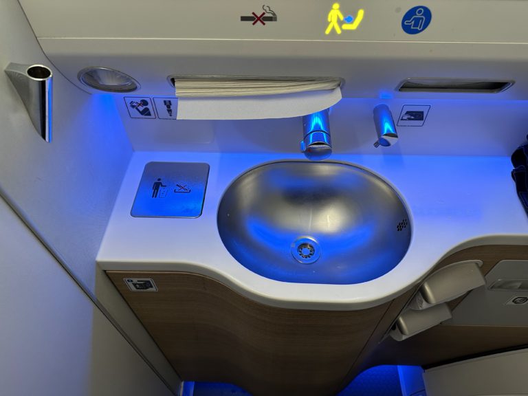 TAP A330neo Business Class Review - BoardingGroup.One
