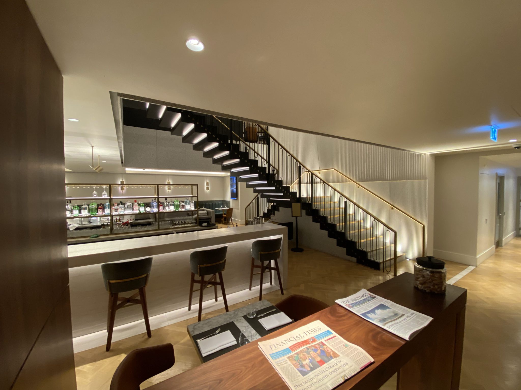 The best Oneworld frequent flyer programmes - BoardingGroup.One