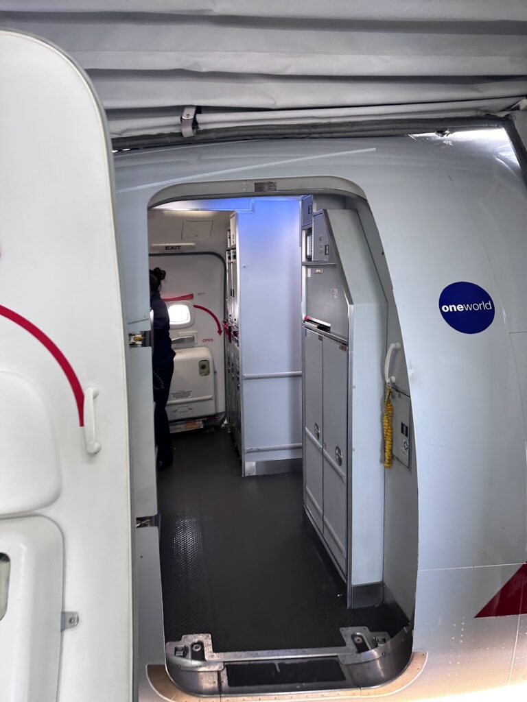 American Airlines boarding changes: a fairer way to board takes off - BoardingGroup.One