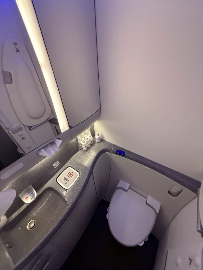 BA 787 Club World - Our Review - BoardingGroup.One