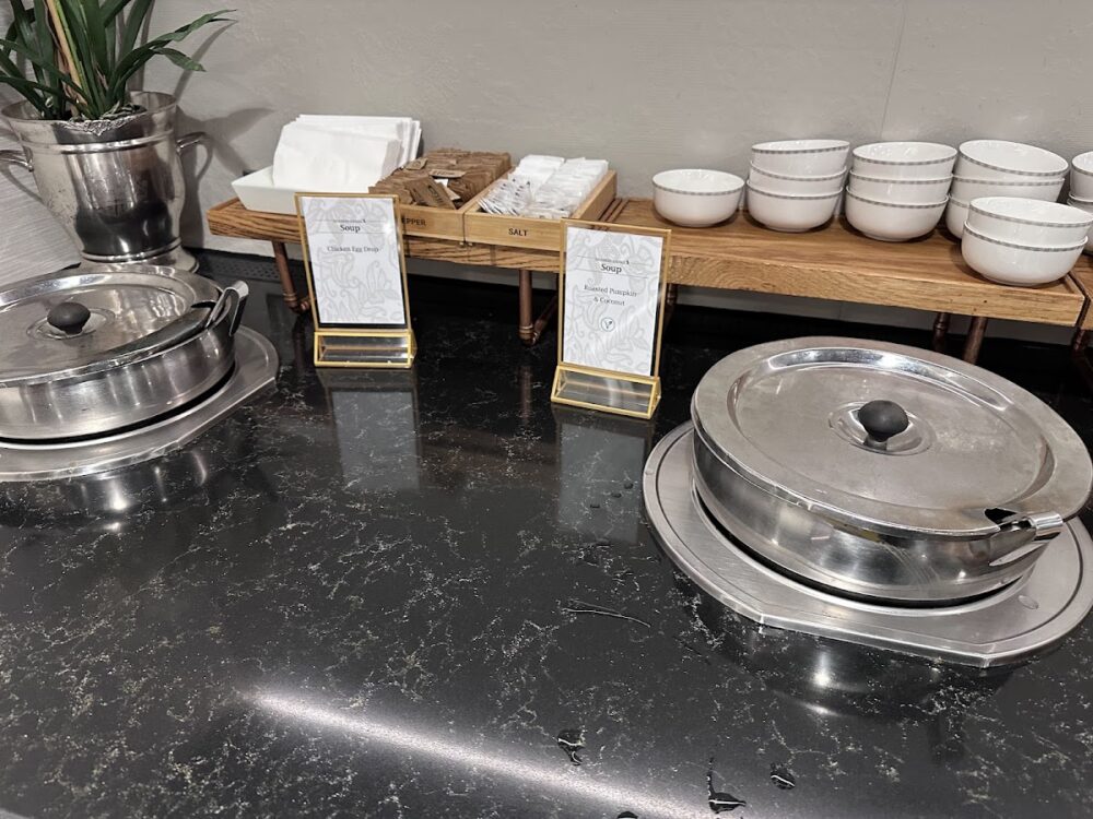 Singapore Airlines SilverKris Lounge Heathrow Review - BoardingGroup.One